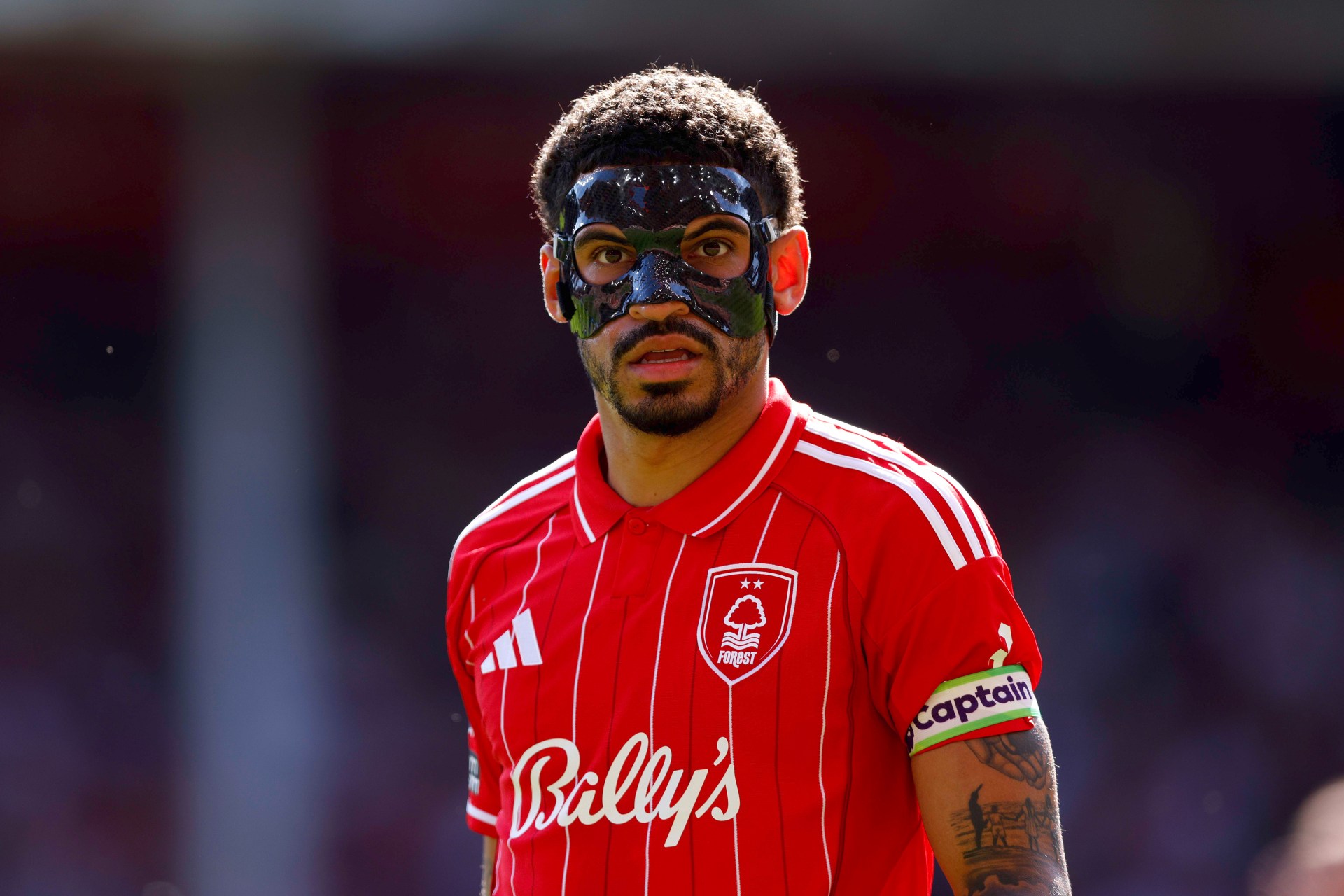 Nottingham Forest send message to Arsenal and Man Utd over Morgan Gibbs ...