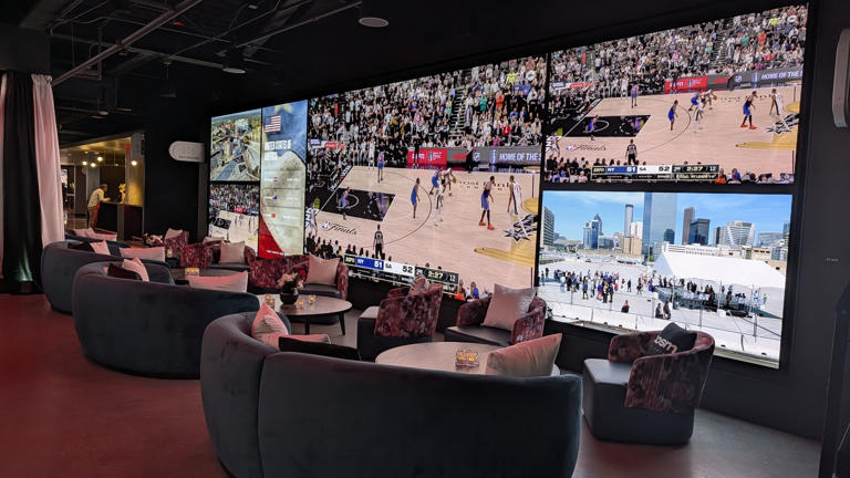 What it's like to watch an NBA game on Cosm's dome