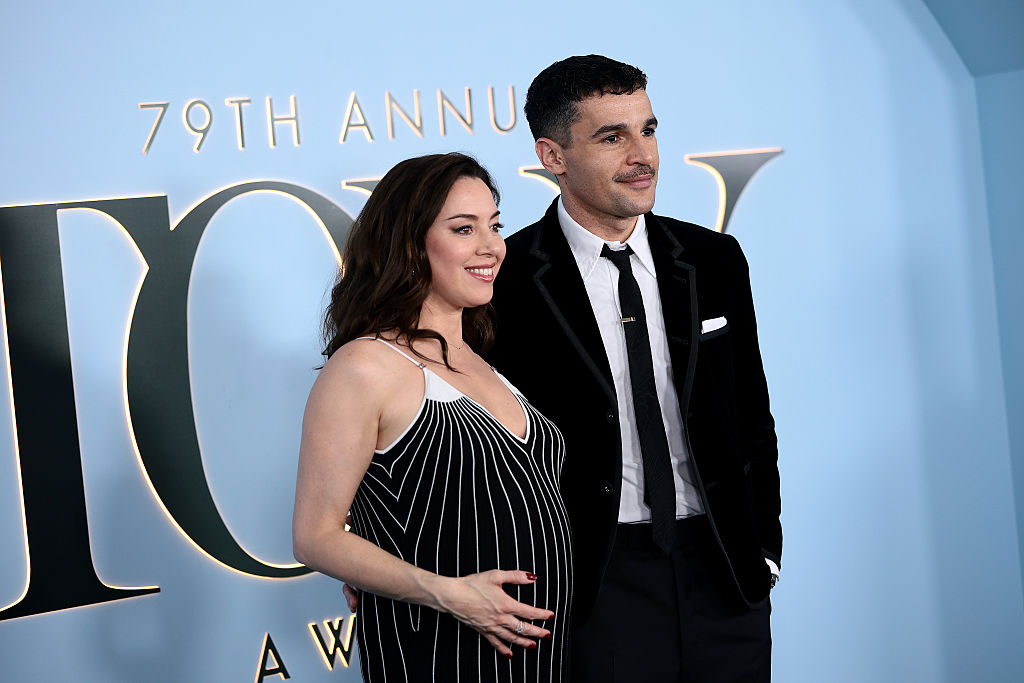 Aubrey Plaza debuts baby bump alongside Chris Abbott at 2026 Tony Awards