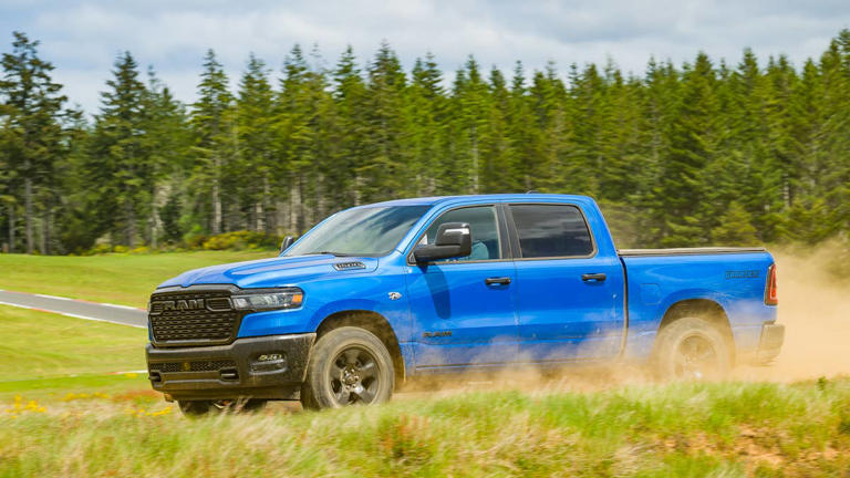 I drove the 2026 Ram 1500 Warlock HEMI V8 on- and off-road: Here’s my ...