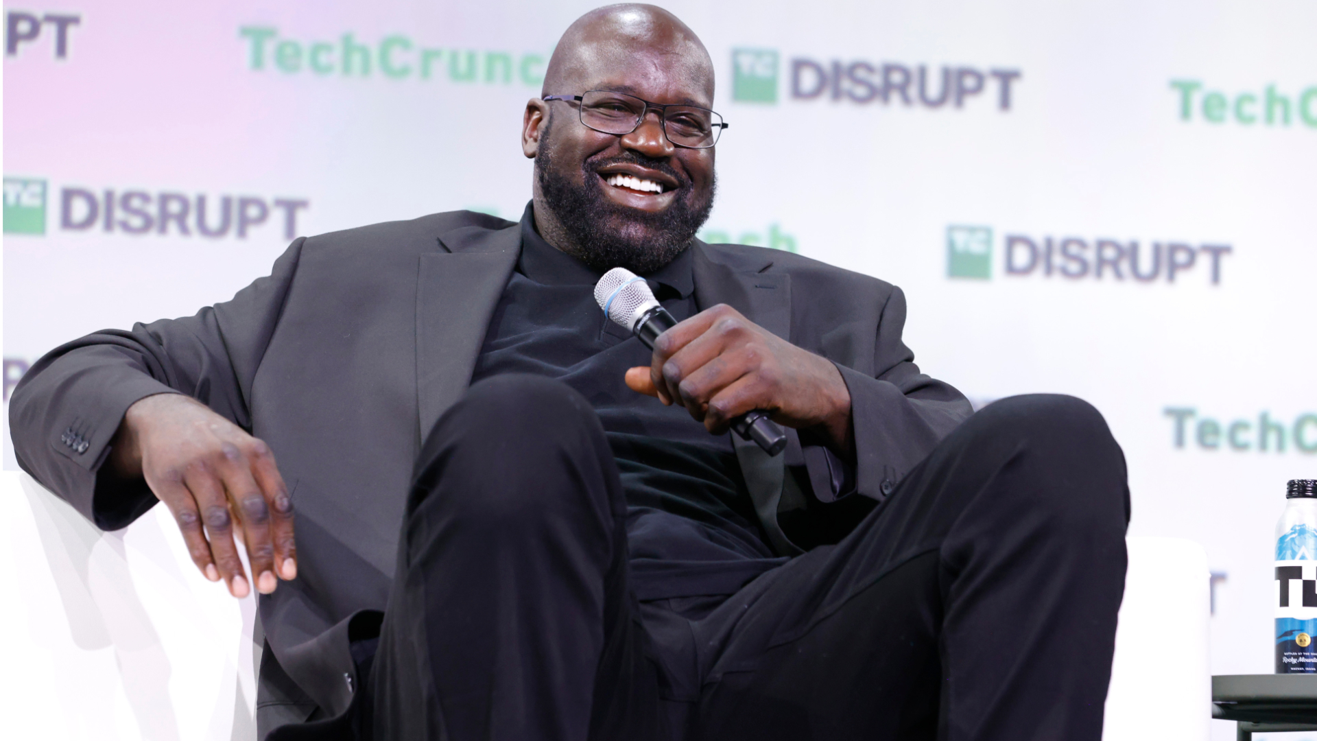 Shaquille O’Neal says he chose basketball over football after seeing ...