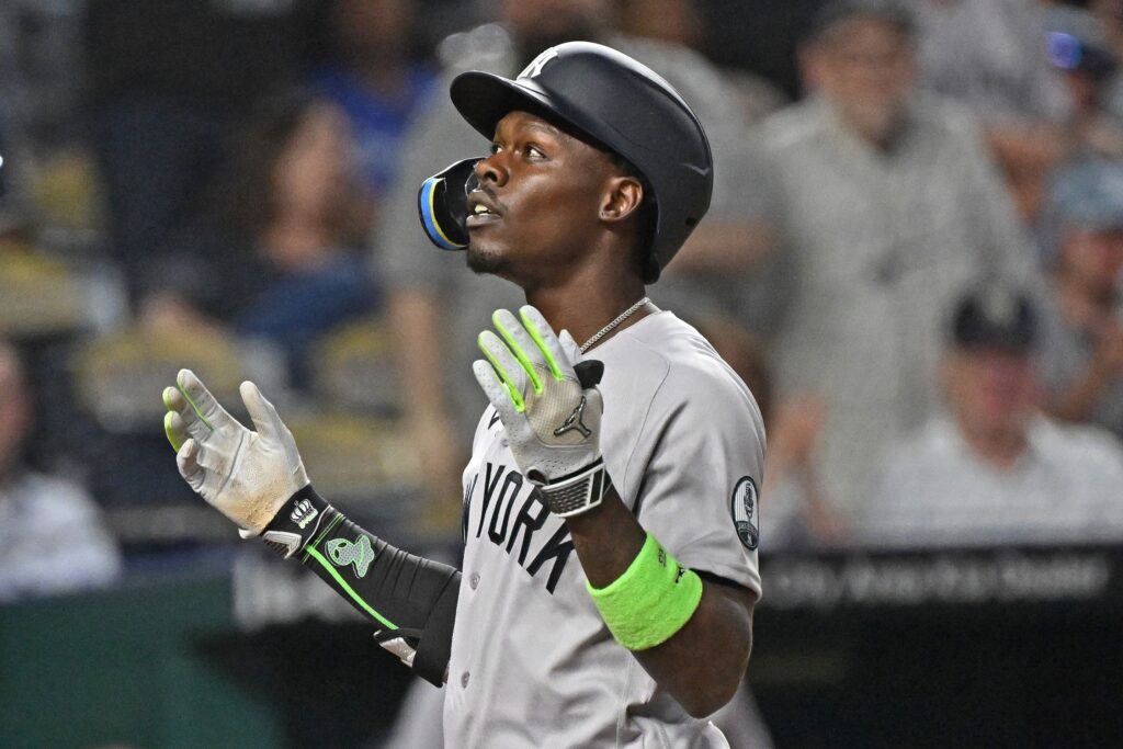 Didn't ask: Jazz Chisholm Jr. responds to questions after 3-run home run