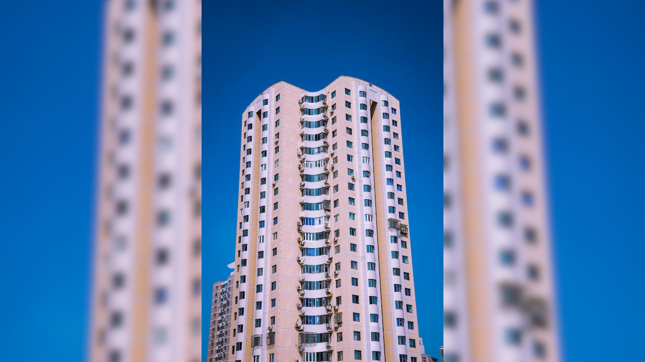 Chinese man buys flat on 34th floor, learns years later that building ...