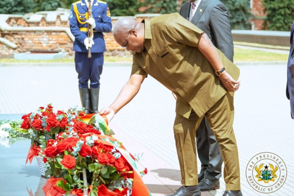 Belarus: Brest governor hosts President Mahama after tour of Hero Fortress
