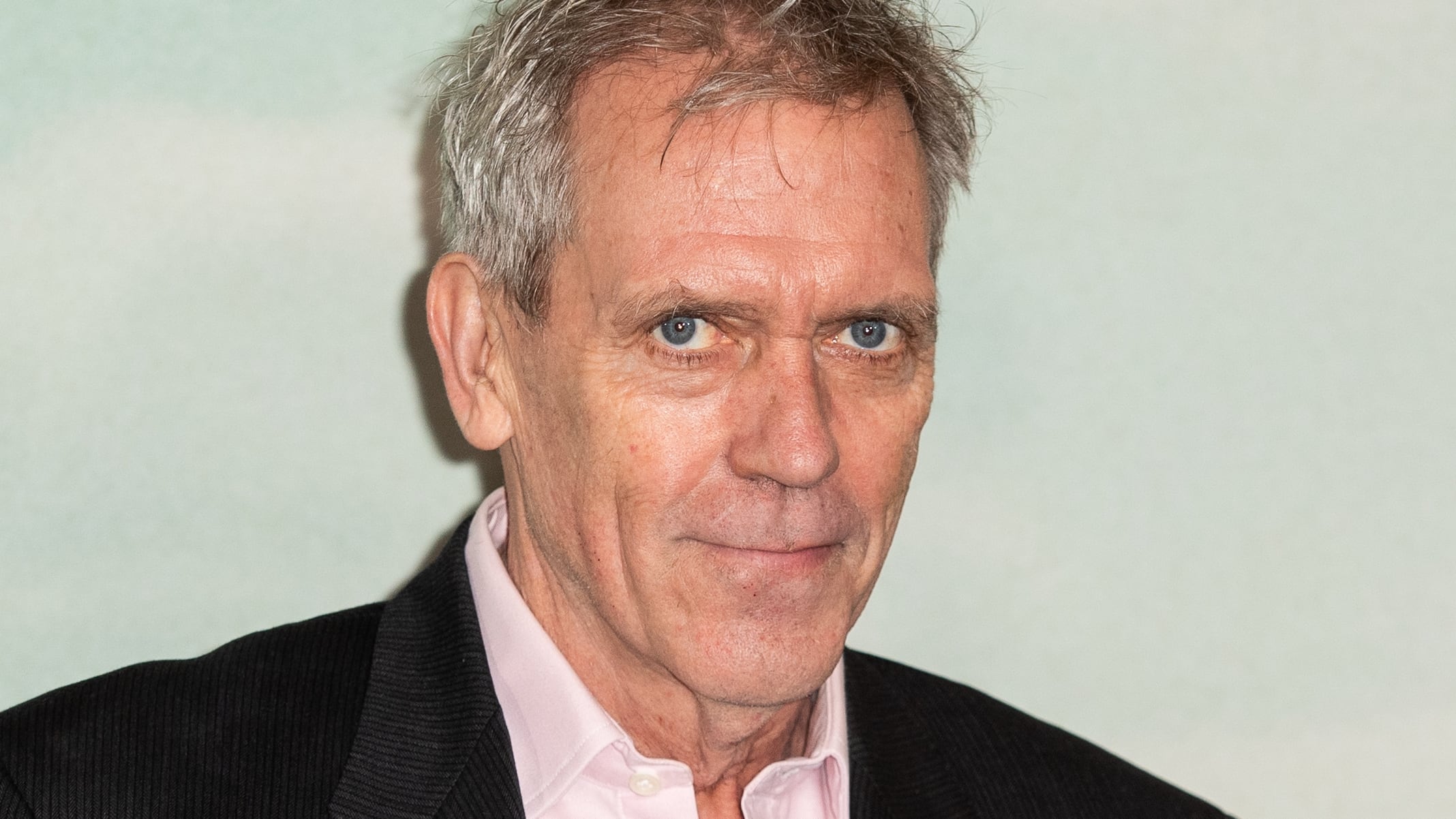 Hugh Laurie apologizes for drunk reply to 'House' critic