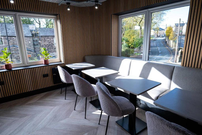 UK restaurant closes after one day as boss claims 'this isn't sustaintable'