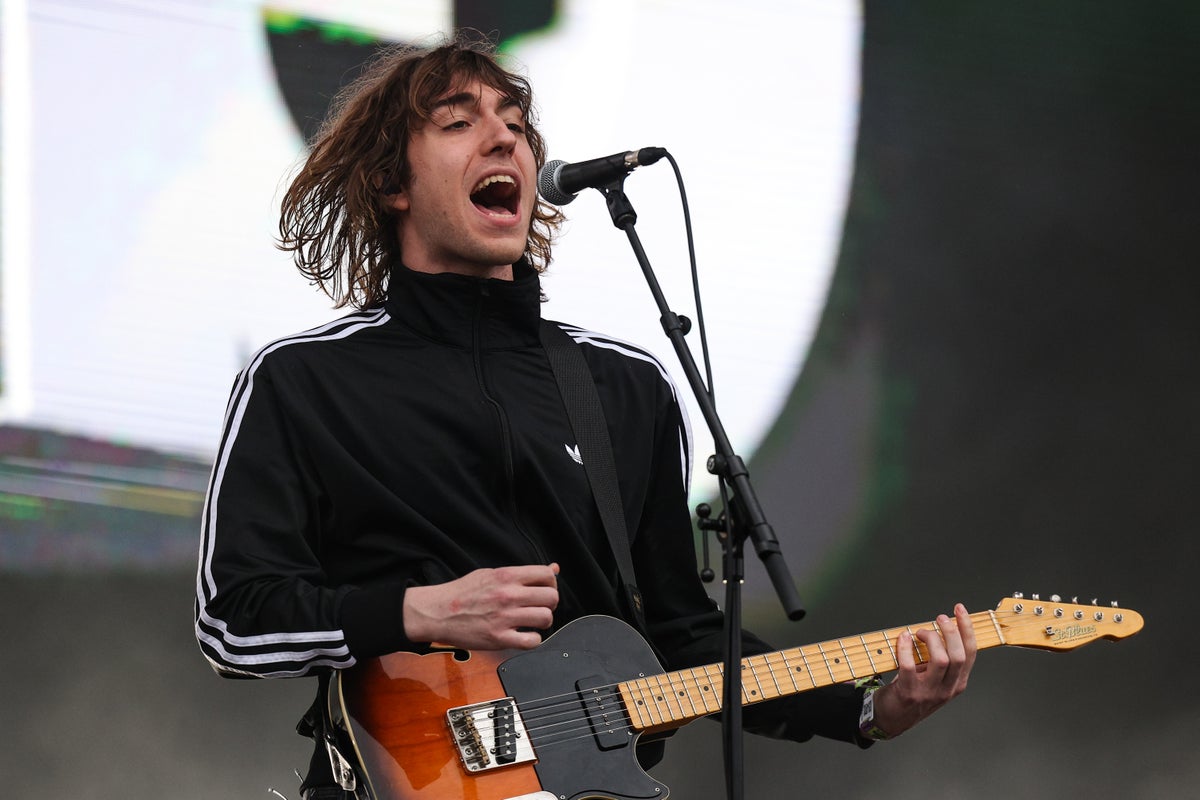 A whiff of disaster dissipates with the rain at Primavera 2026