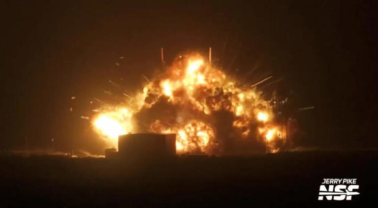 Could a meteor storm delay NASA’s Artemis IV Moon landing? Here’s what ...