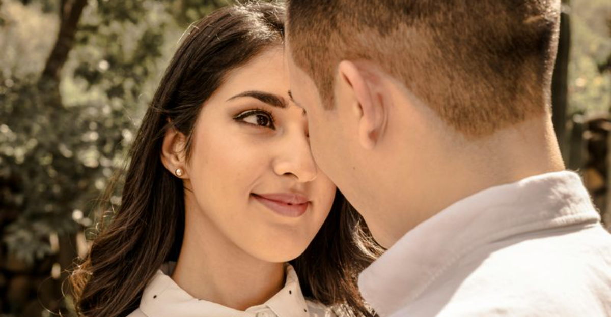 11 female red flags men ignore until it’s too late