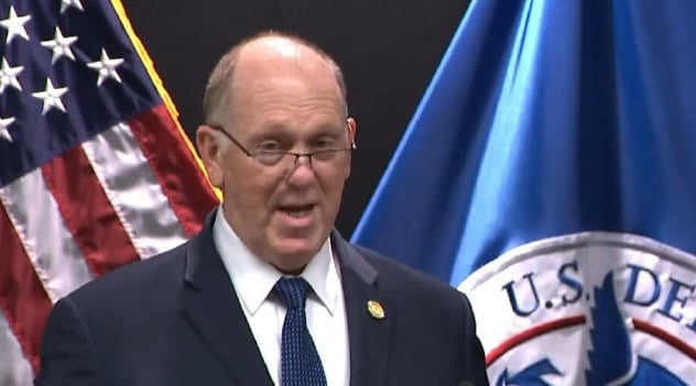 Border czar Tom Homan rips Nazi comparisons as ICE death threats spike ...