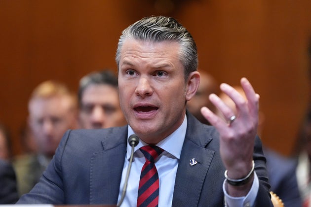'Lacking in class': Minister roasts Pete Hegseth over D-Day ...
