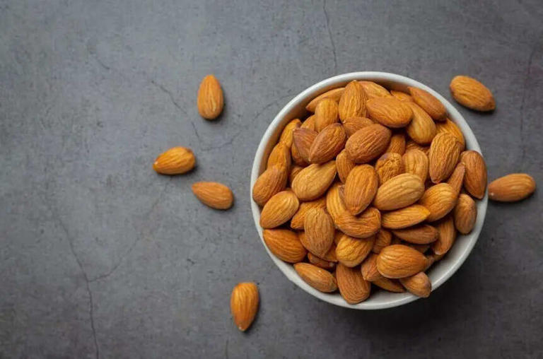 Why soaked almonds are a daily superfood you should not ignore