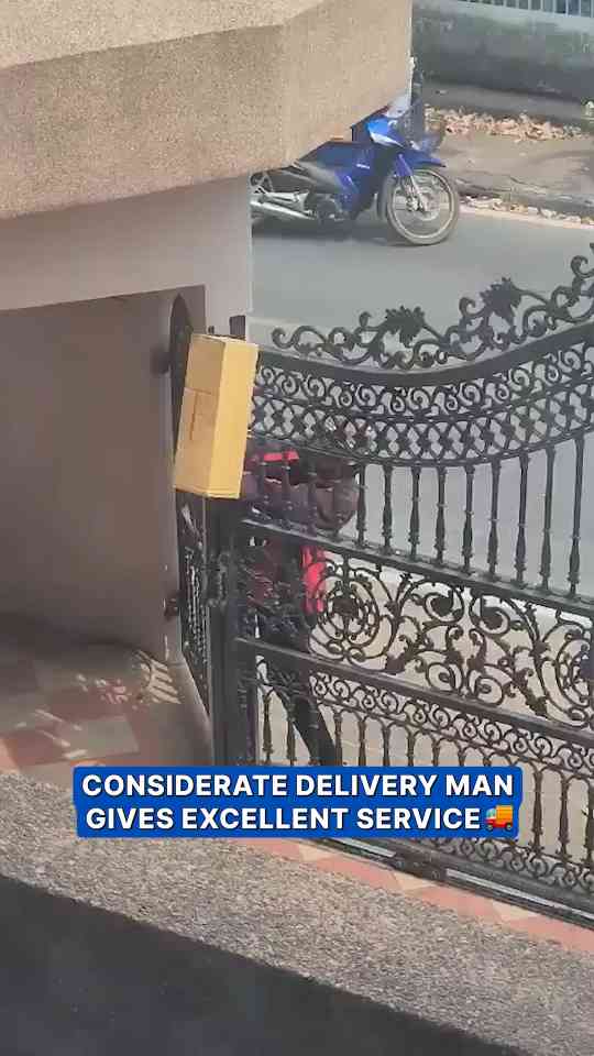 Delivery driver earns praise with thoughtful act of kindness