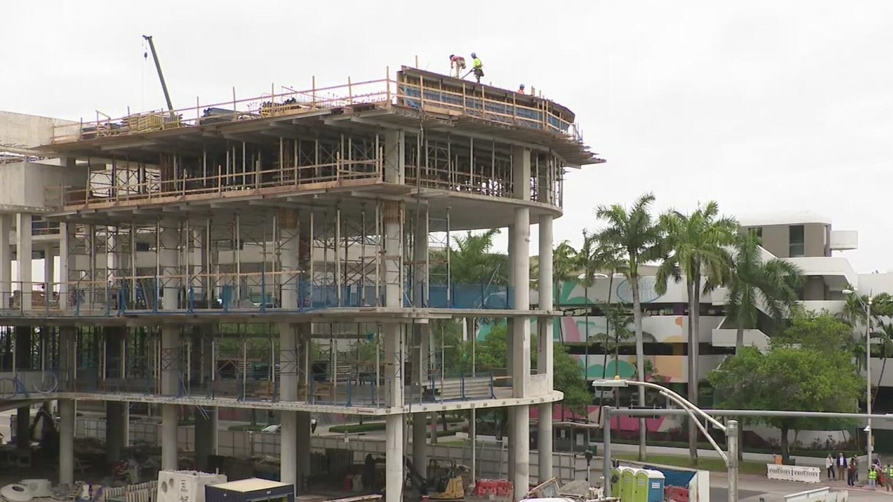 Hotel being built next to Miami Beach Convention Center to be game ...