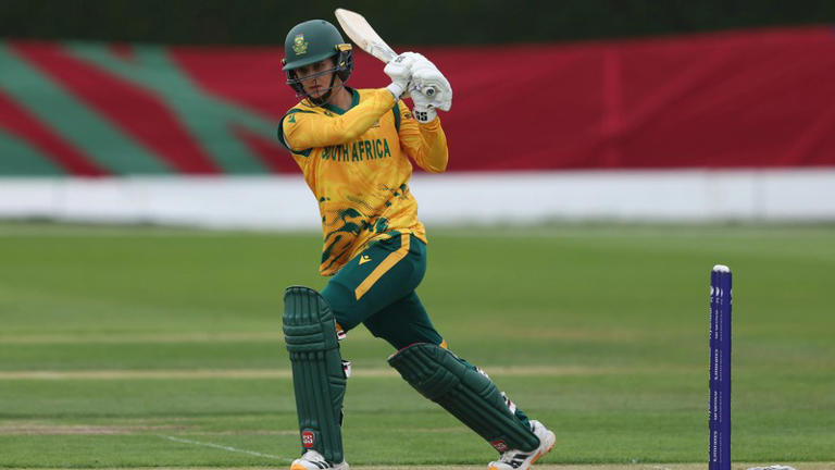 Sharing the load: Marizanne Kapp calls on Proteas to back 'banker ...