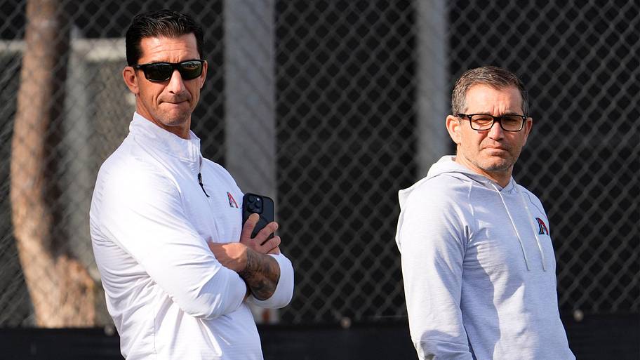 The 2 Diamondbacks Needs Mike Hazen Has to Address in Trade Market