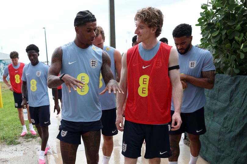 Marcus Rashford's Man Utd future twist as Liverpool call forces club re ...