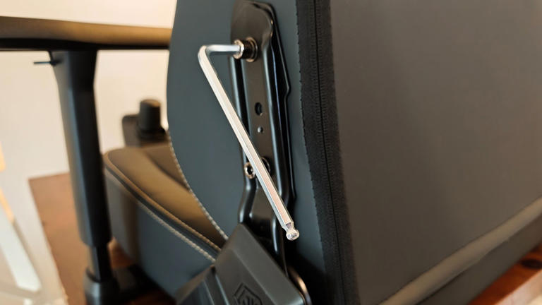 AndaSeat Phantom 4 Pro gaming chair review