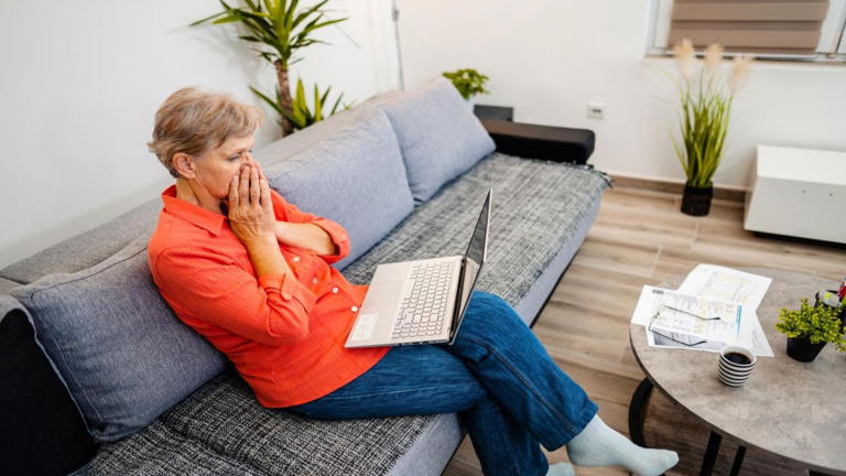 Retirees are sounding the alarm: Why Social Security checks no longer ...