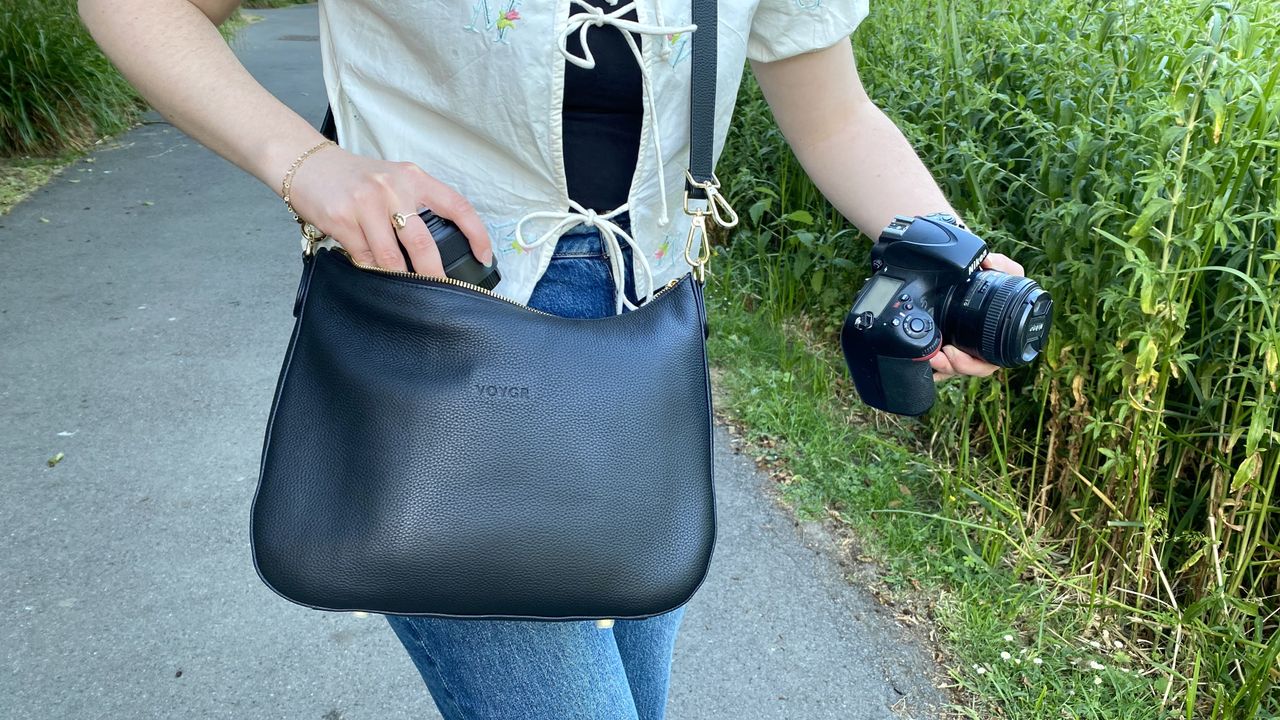 I'm in love with this luxury leather designer camera bag!
