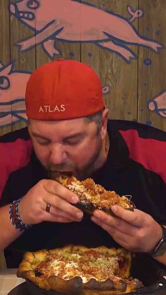 He devours a 7lb deep dish pizza so fast
