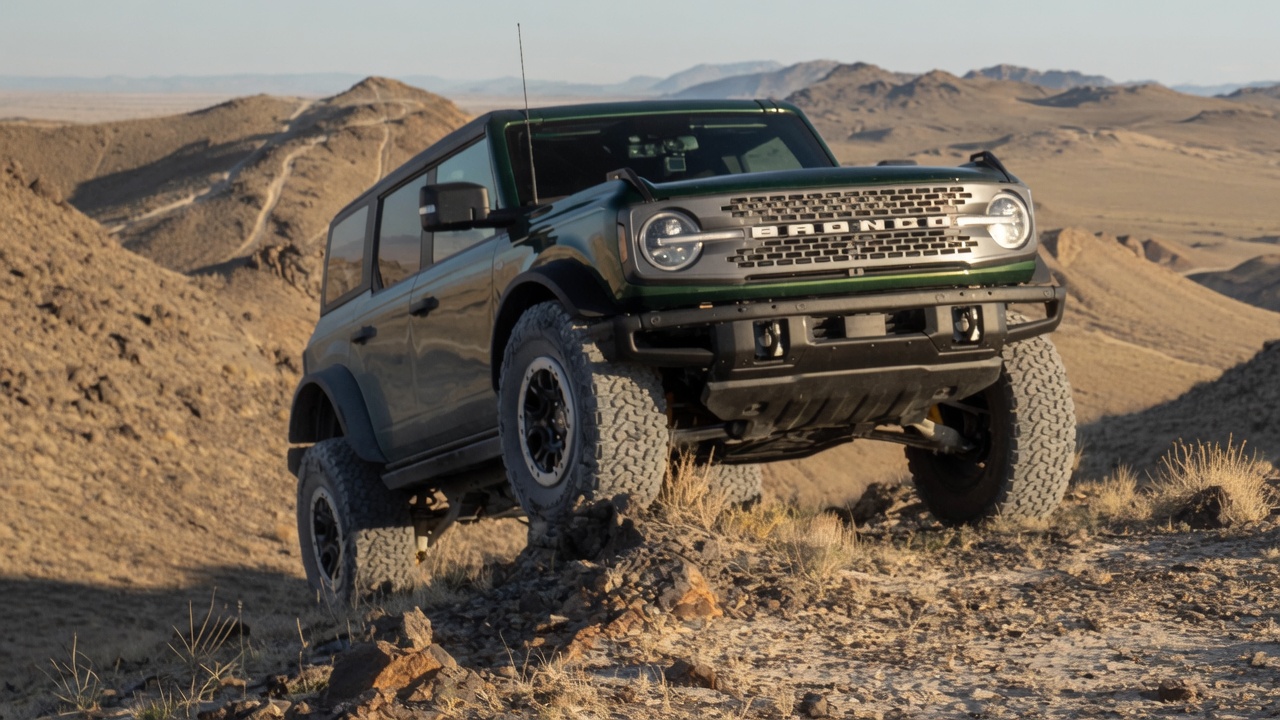 This Ford Bronco hits the dirt on its first off-road run