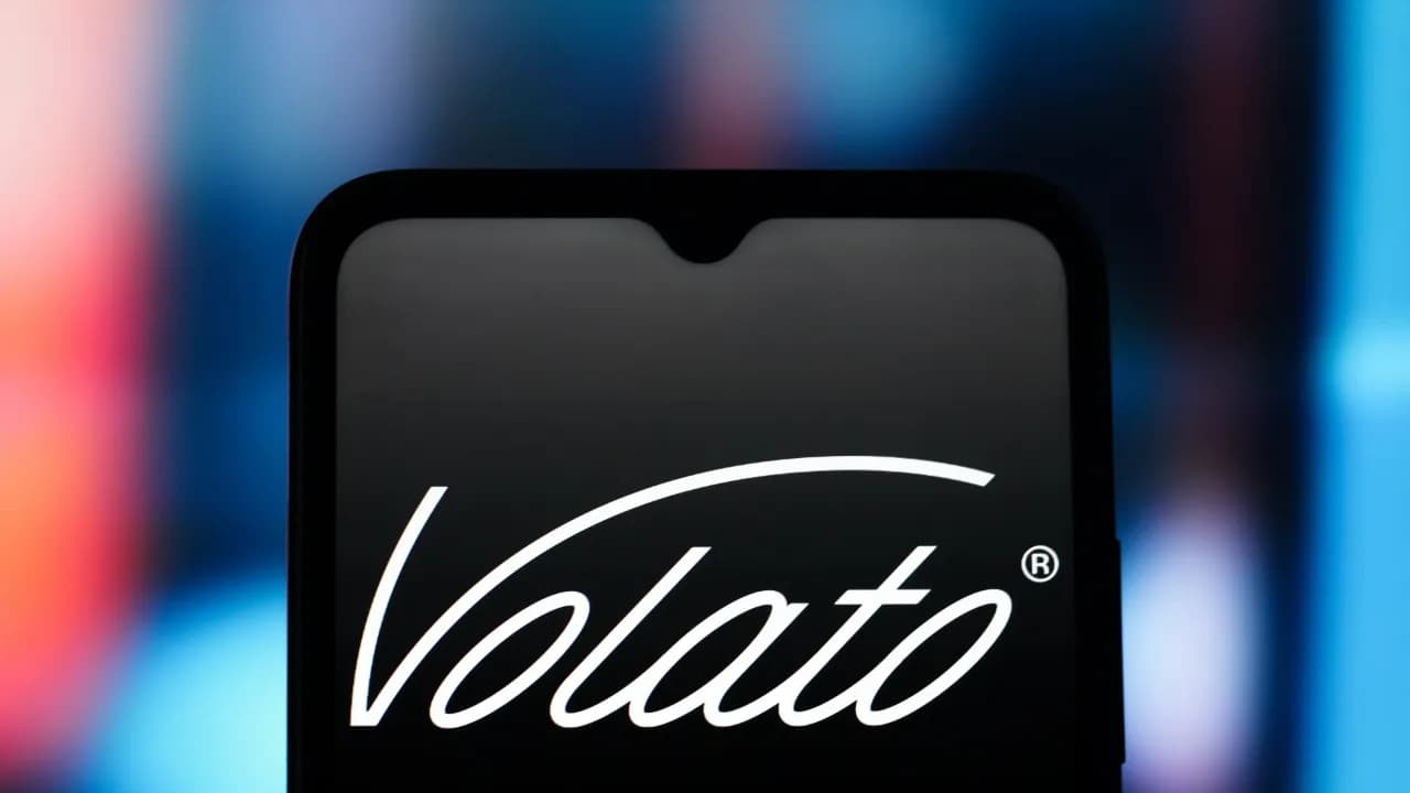 SOAR stock drops premarket as Volato trades critical minerals ambitions ...