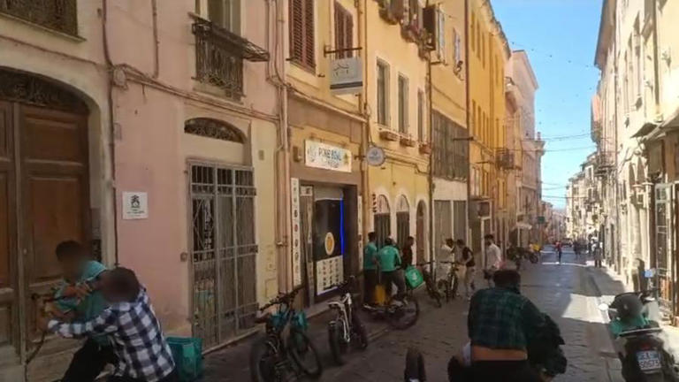 Sassari, rissa tra stranieri con cinghie e catene