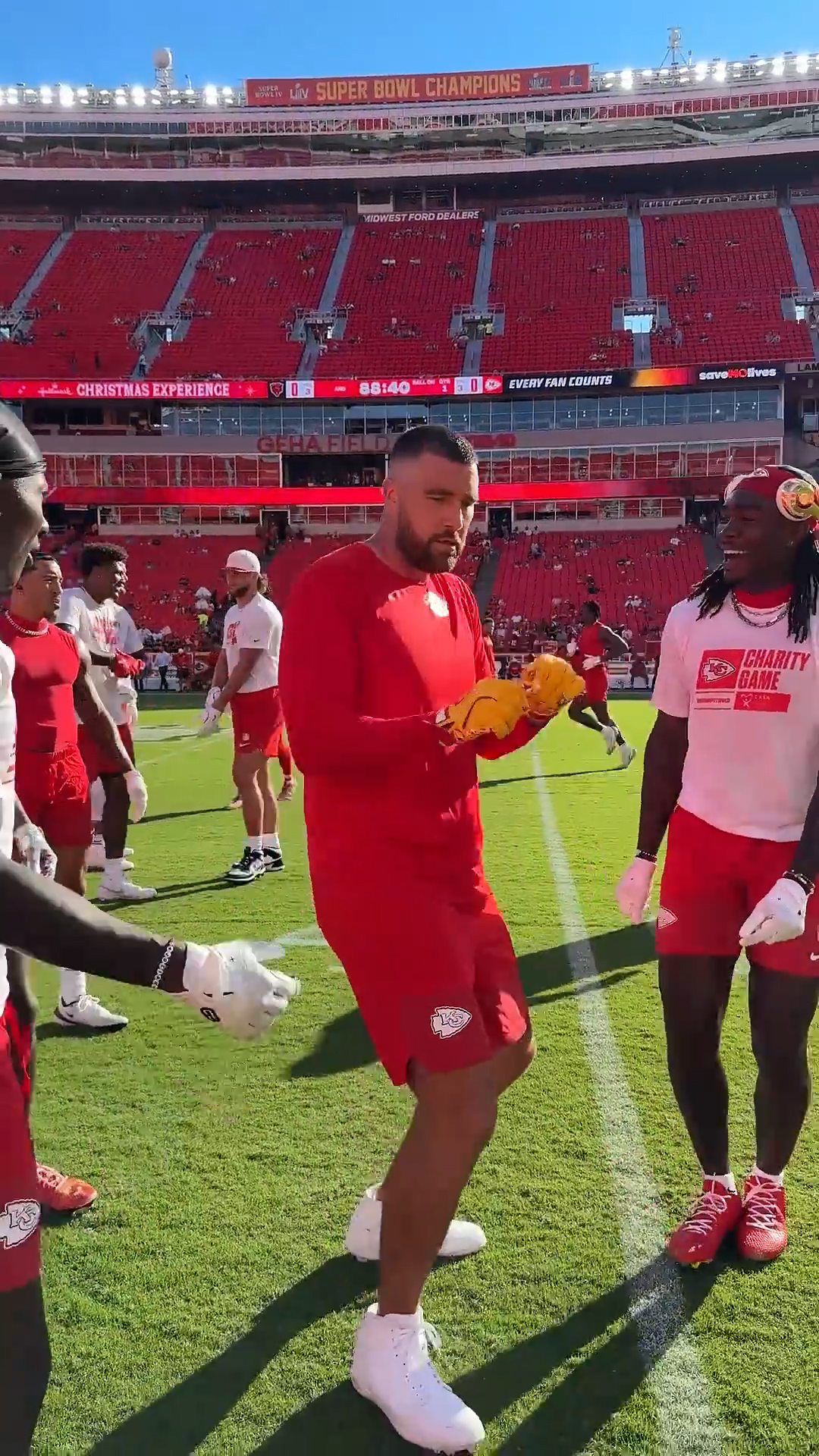 Travis Kelce brings high energy and signature dance moves to the field
