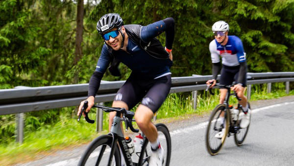 48 Mal bergauf: Oberhof und der Rennsteig feiern ihre Everest-Premiere