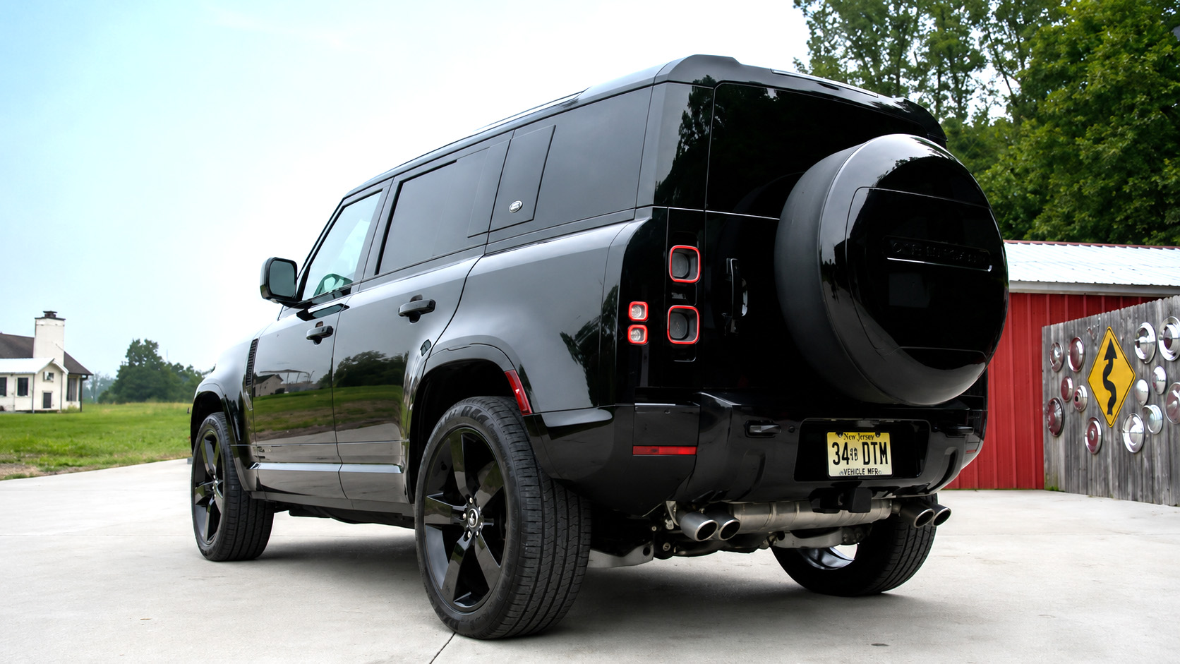 How good does a 518 HP Defender 110 sound?