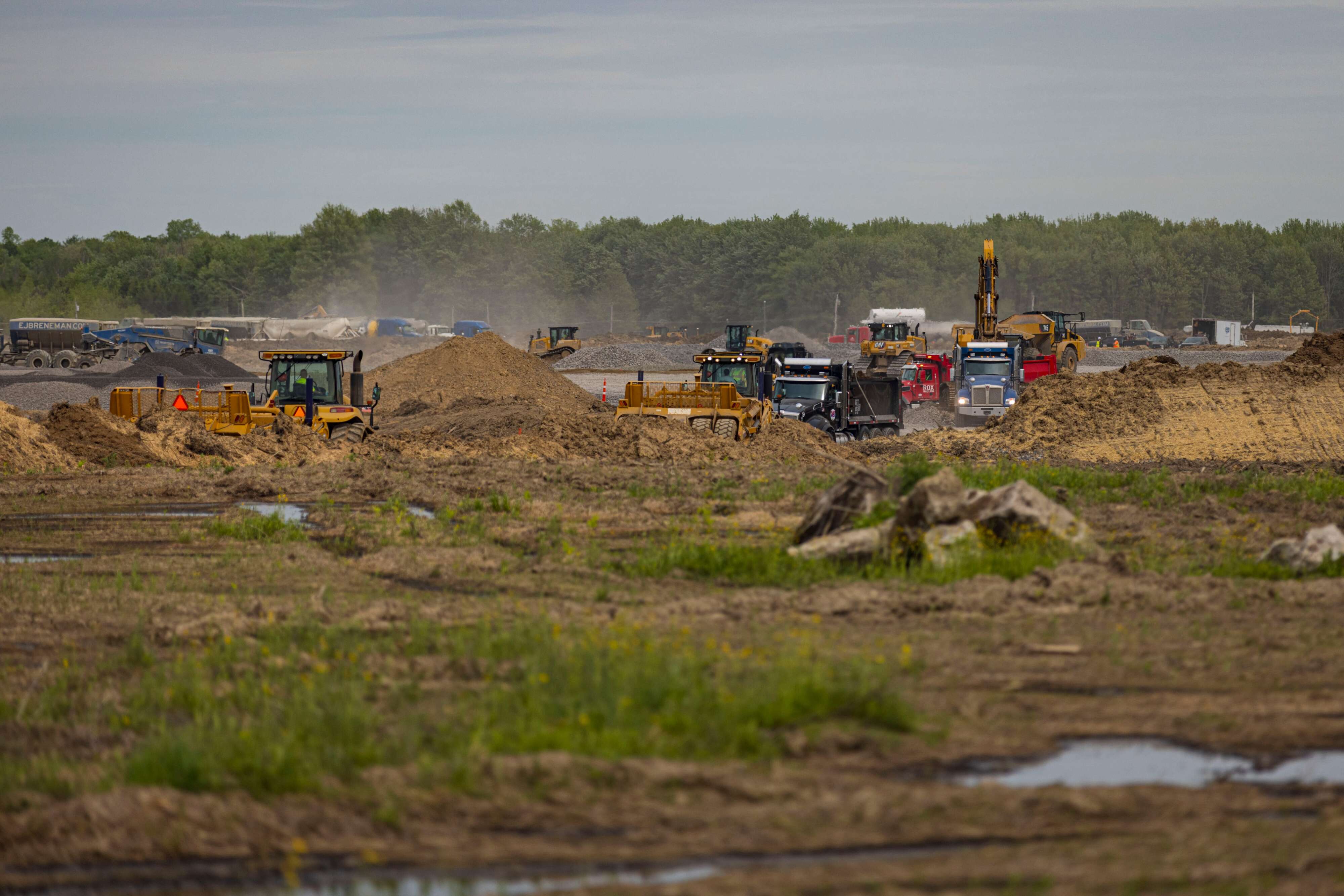 Micron will have 3,000 construction workers on Clay factory site next ...