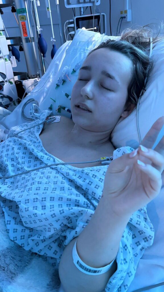 Teen 'almost died' from meningitis after sharing drinks on night out