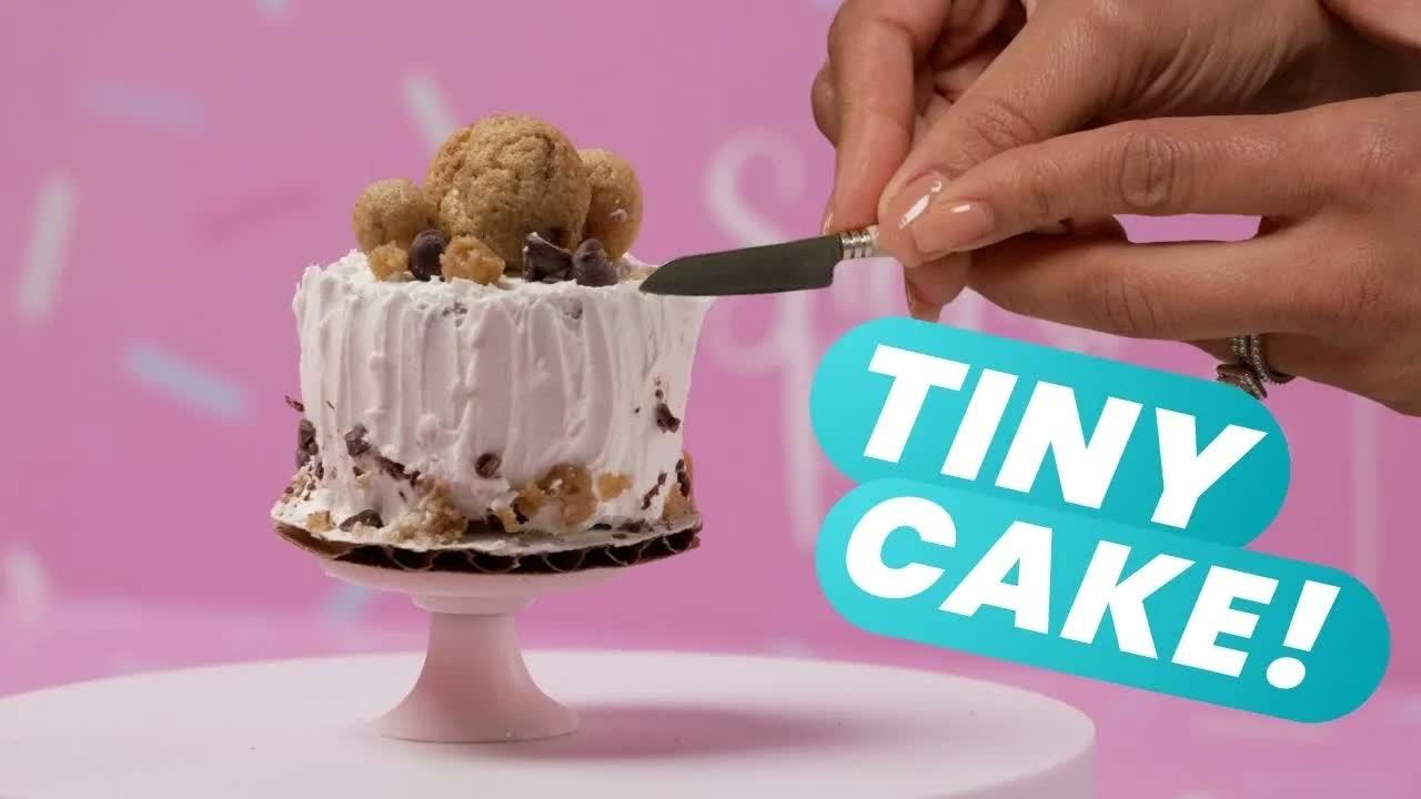 How to make a tiny cookie cake with Ally and Sugarpusher!