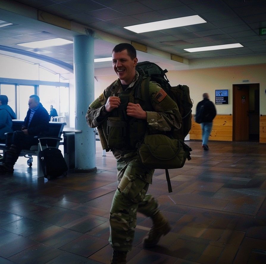 Squatters move into Marine's house while he's deployed, get a wake-up call