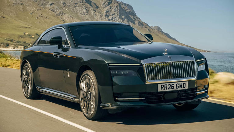 Tras el Ferrari Luce, llega el renovado Rolls-Royce eléctrico