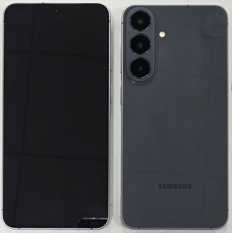 Here's your first look at Galaxy S26 FE — it's bringing a slight design ...