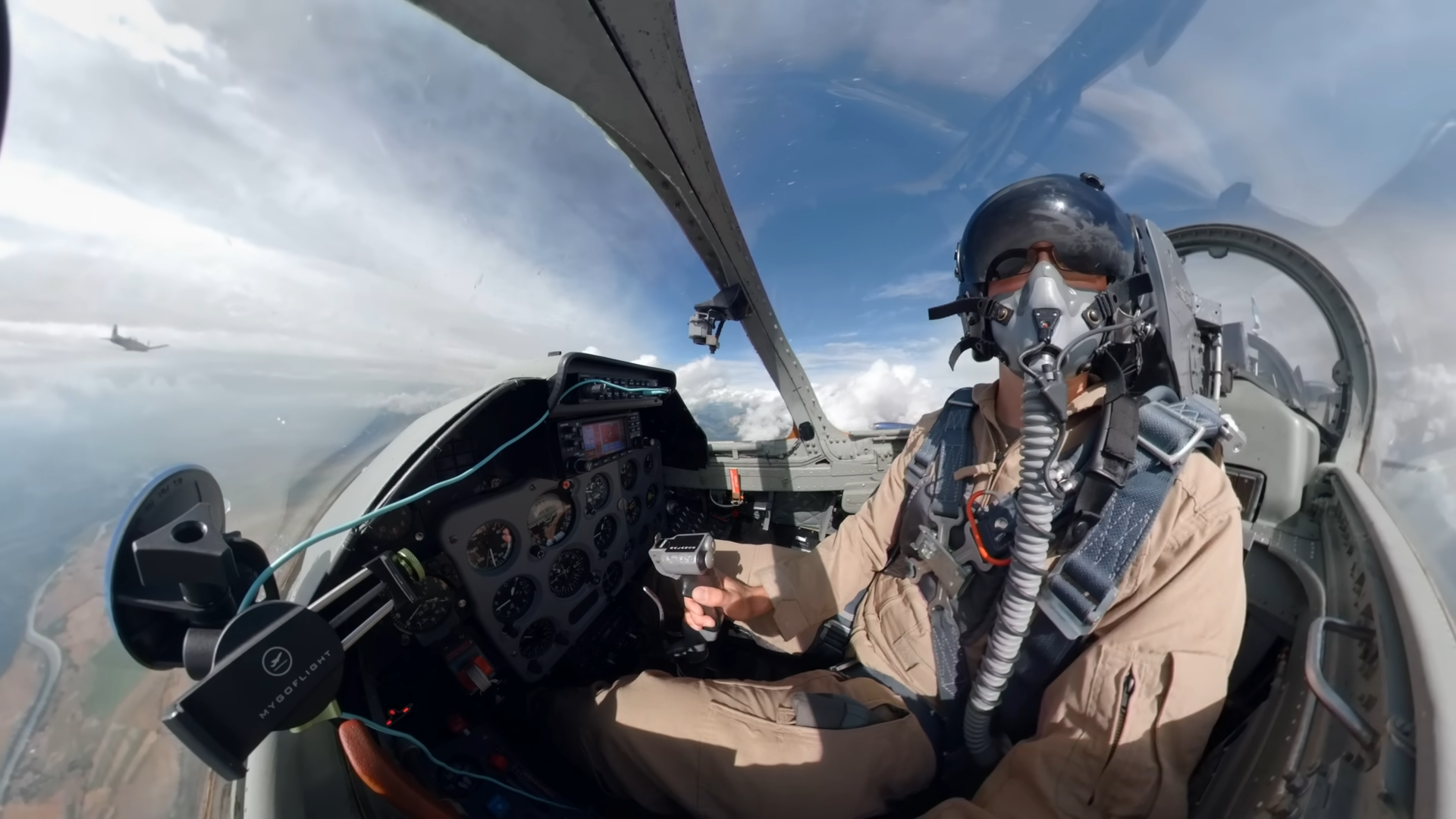 The commander of TOPGUN watched me fly - then said 6 words I'll never ...