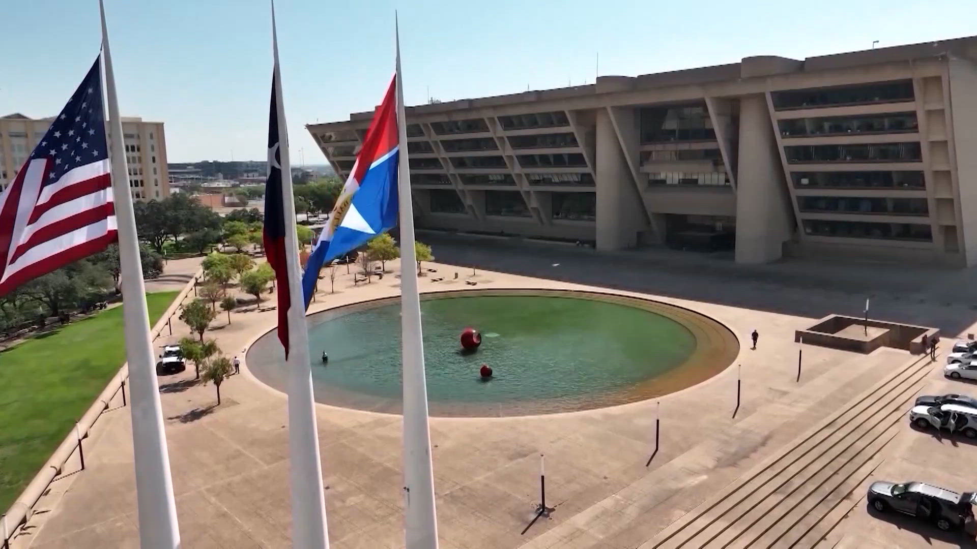Former Dallas mayor says "there is a crisis of confidence" in downtown ...