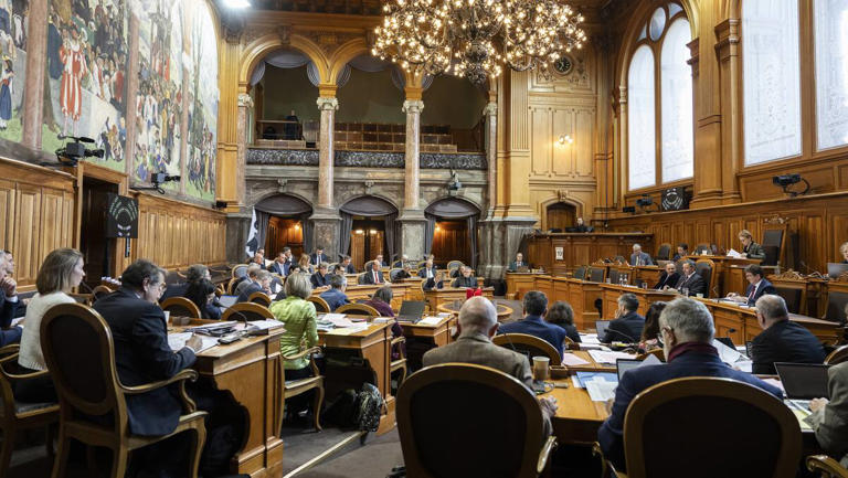 Face aux abus : Le Parlement approuve un registre des poursuites national