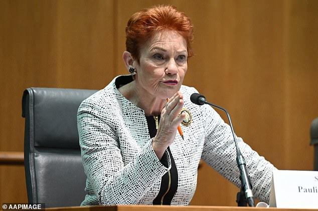 New poll spells trouble for Jacinta Allan - as Pauline Hanson issues ...