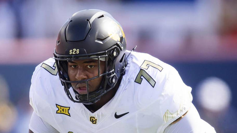 Jaguars hand Trevor Lawrence a major gift in NFL mock draft despite ...