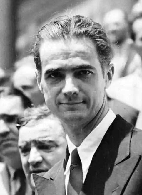 A billionaire aviator turned his fortune into a medical science engine ...