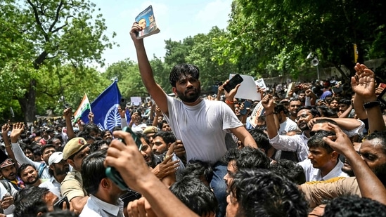 Cockroach Janata Party to hold protest in Pune on June 11 seeking ...