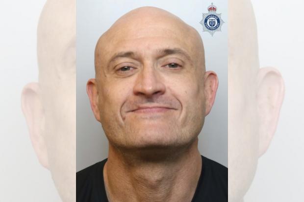 Men felt their faces burn after raging driver pepper-sprayed them in ...