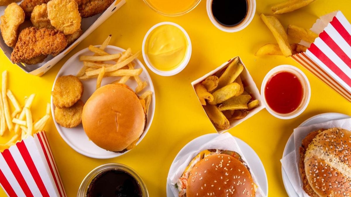 What $5 really buys at fast-food chains in 2026: 12 surprising meals ...