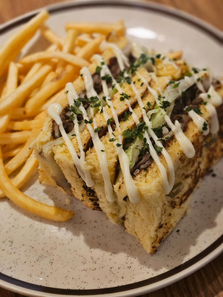 Febre dos sandos: onde comer o sanduíche japonês em São Paulo