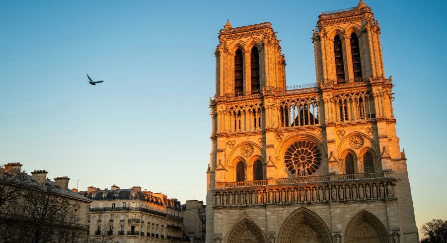 Notre Dame turns to foreign visas for English professor and librarian ...
