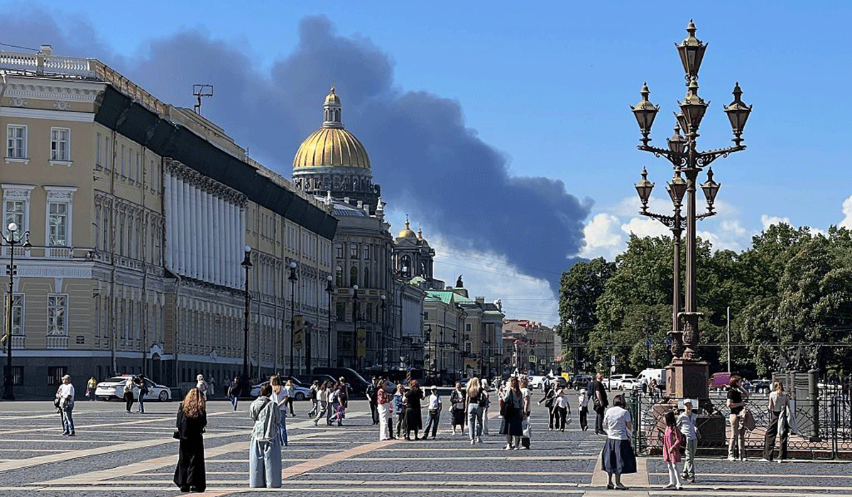 Putin suffers devastating attack from Ukraine as Russians turn against ...