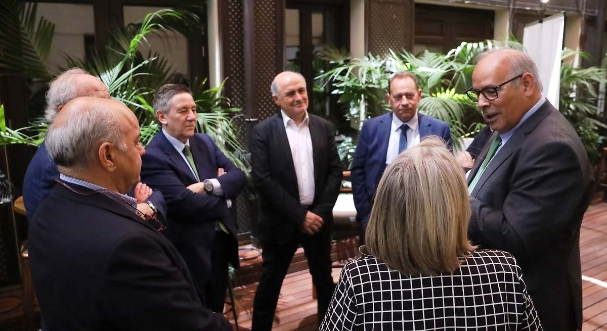 Mario Ruiz-Tagle participa en un nuevo encuentro del Club Conecta